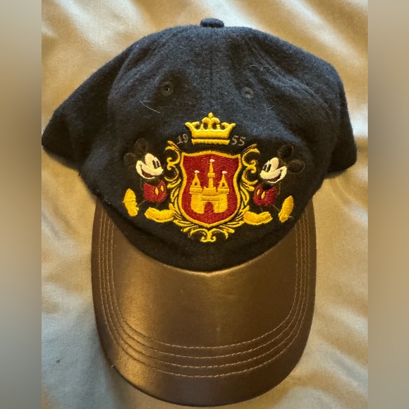 Disney | Accessories | Mens Disneyland Hat | Poshmark